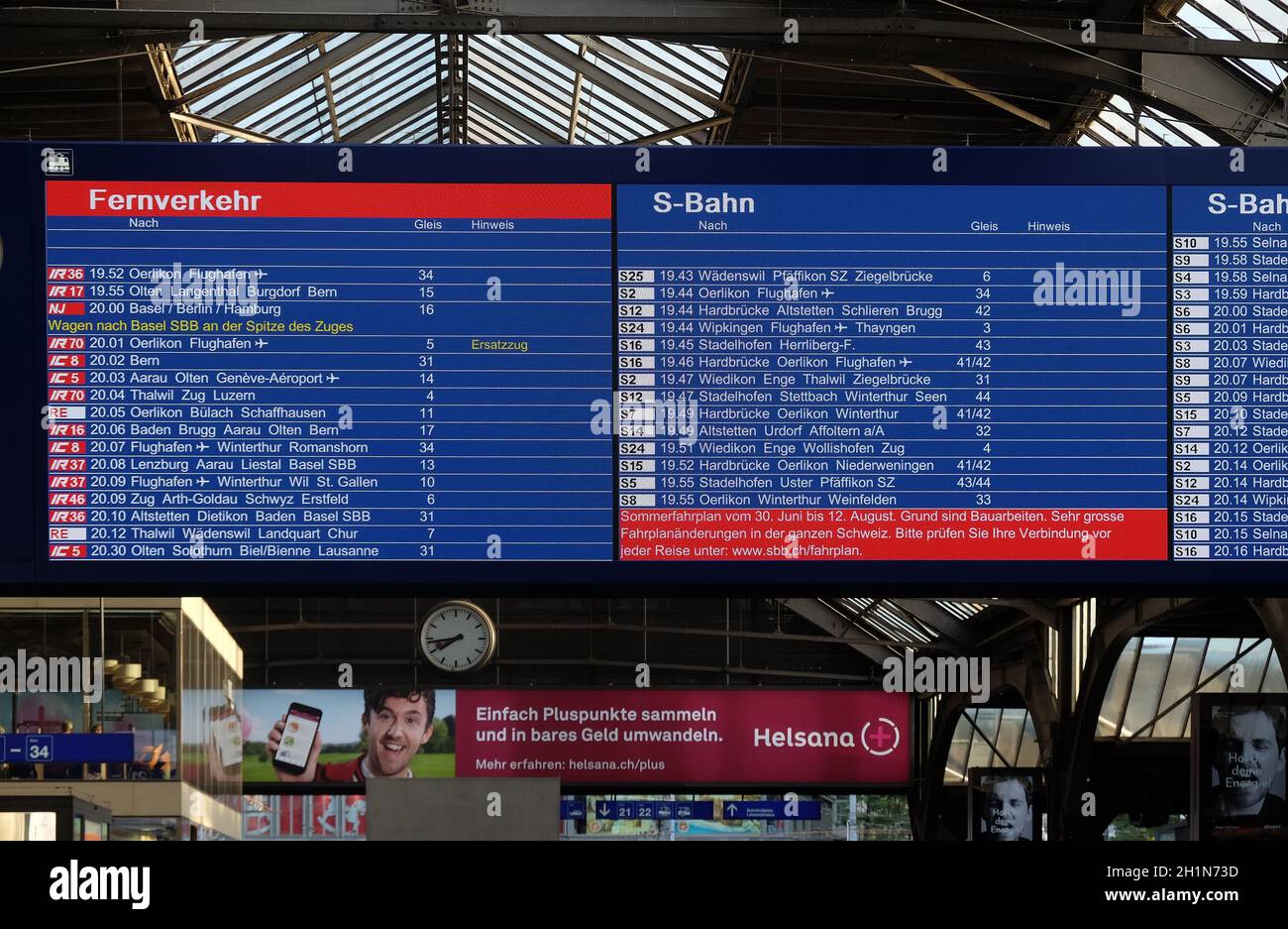 Zurich Main Train Station, Switzerland Stock Photo - Alamy