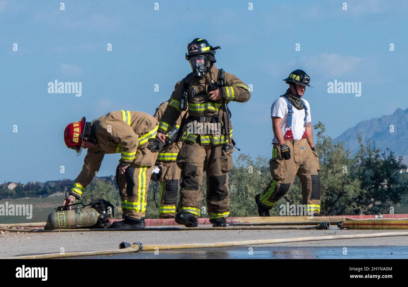 Aircraft live fire burn hi-res stock photography and images - Alamy