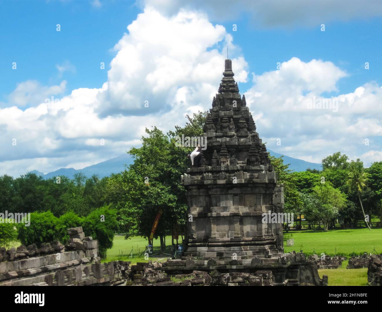 Largest hindu temple of ancient java hi-res stock photography and ...