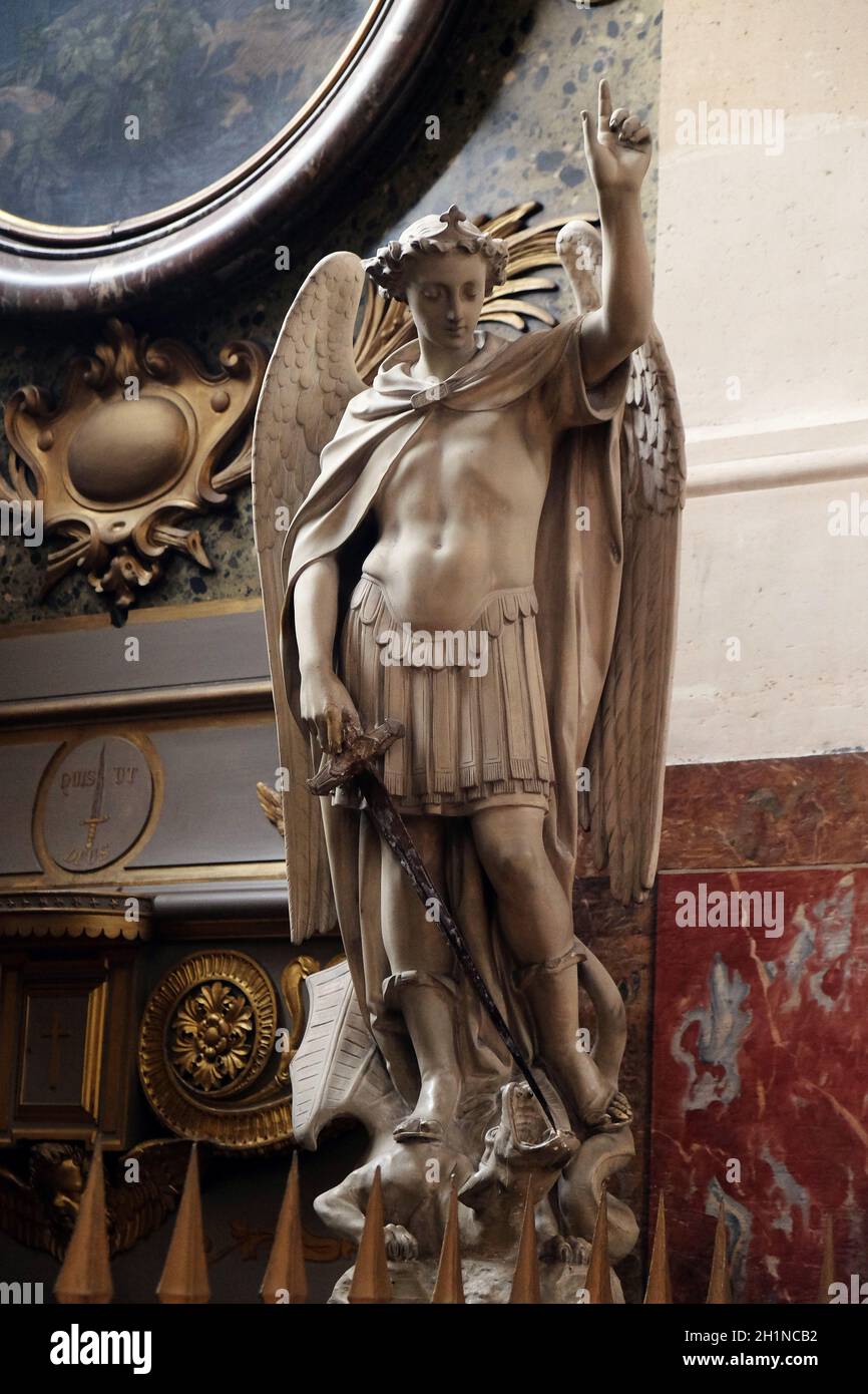Michael the archangel statue hi-res stock photography and images - Alamy