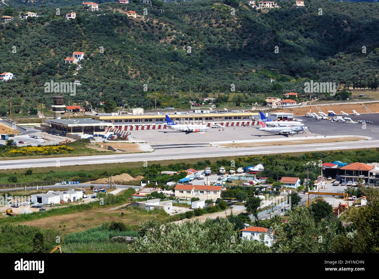 5 jet airplanes hi-res stock photography and images - Alamy