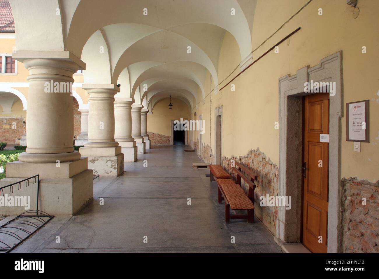 Medieval cloisters and arches Stock Photo - Alamy