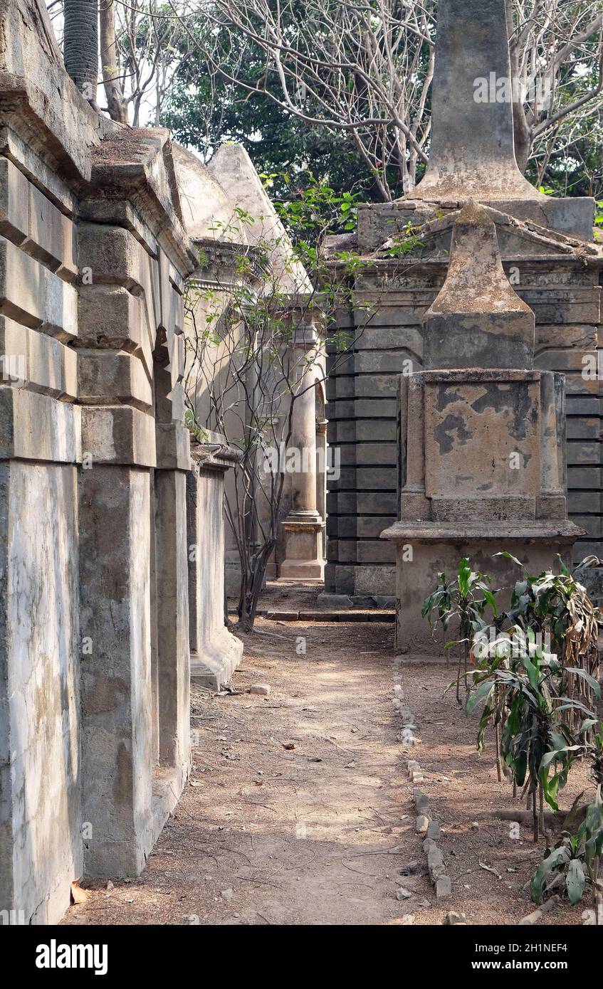 Kolkata Park Street Cemetery, India Stock Photo - Alamy