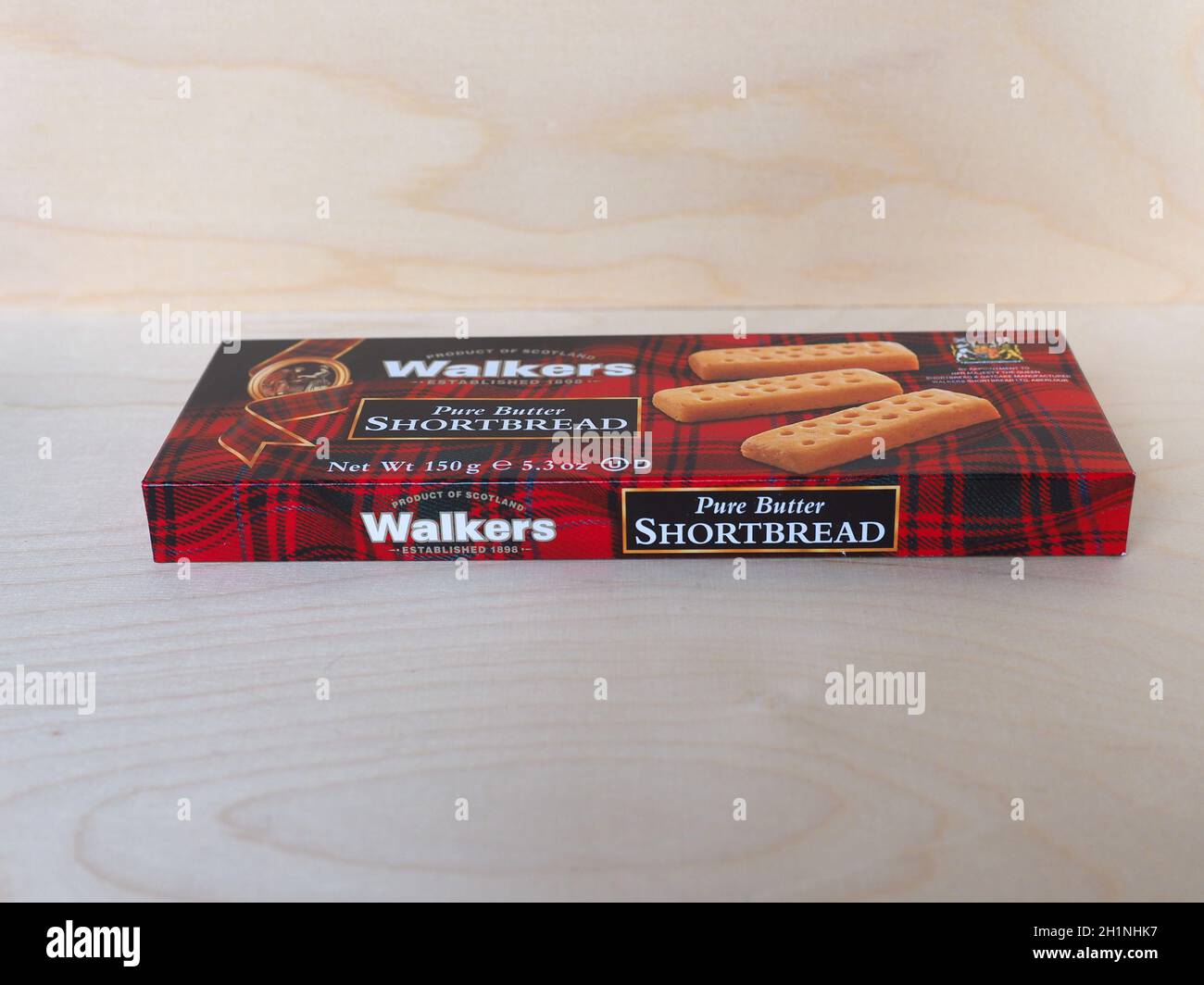 Food box shortbread walkers biscuits hi-res stock photography and ...