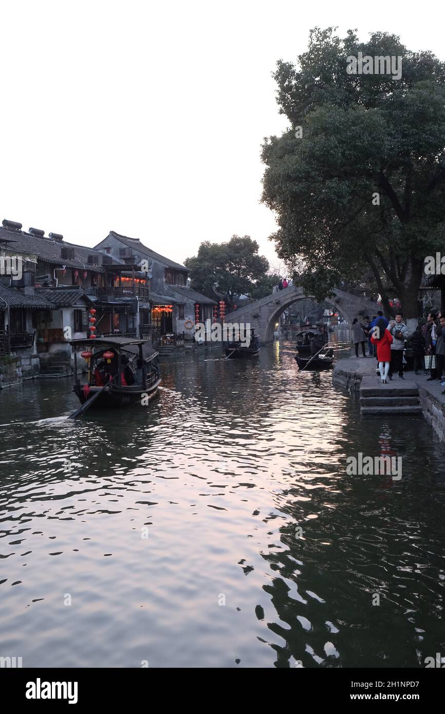 Chinese architecture and buildings lining the water canals to Xitang ...