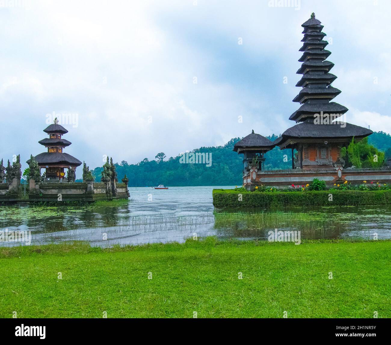 Pura Ulan Danu Beratan Water Temple in Bali, Indonesia Stock Photo - Alamy