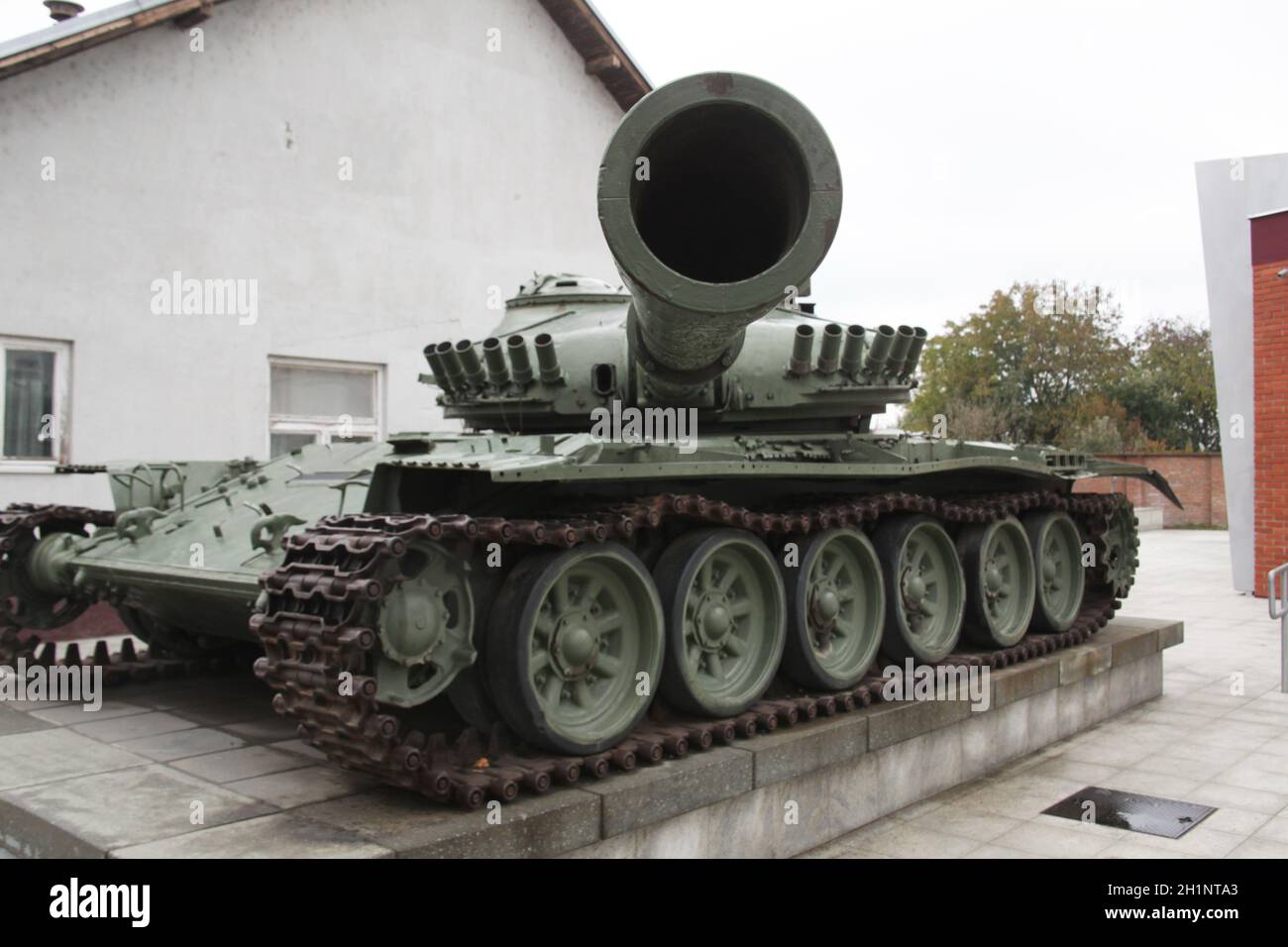 T80 tank hi-res stock photography and images - Alamy