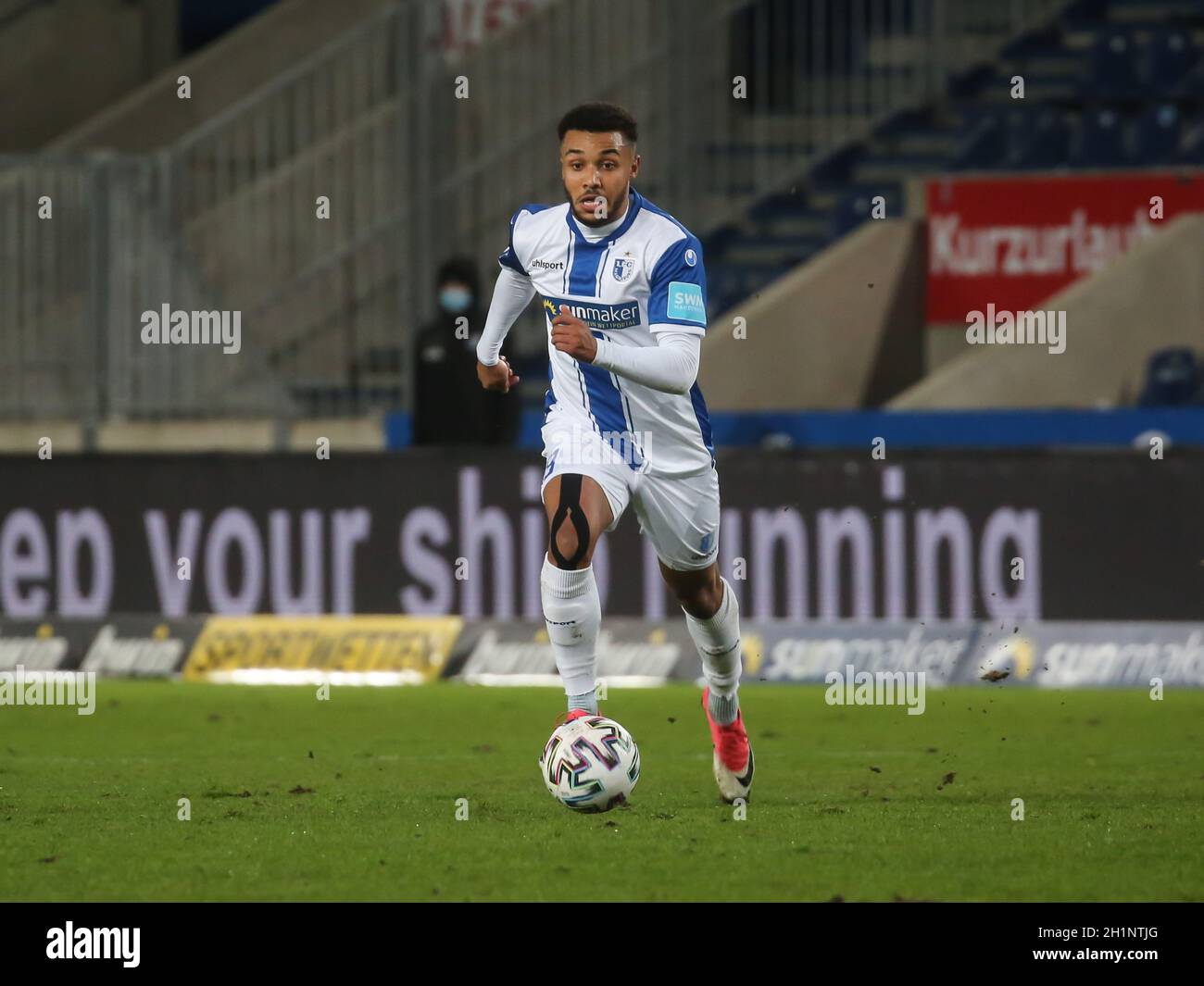 Leon bell hi-res stock photography and images - Alamy