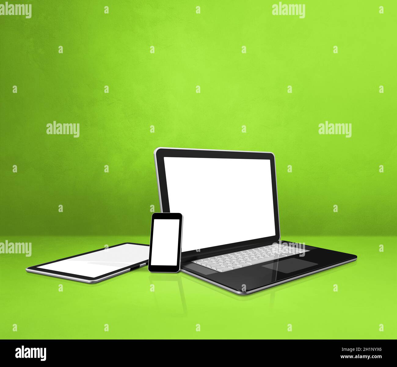 Silver tablet pc green screen hi-res stock photography and images - Alamy