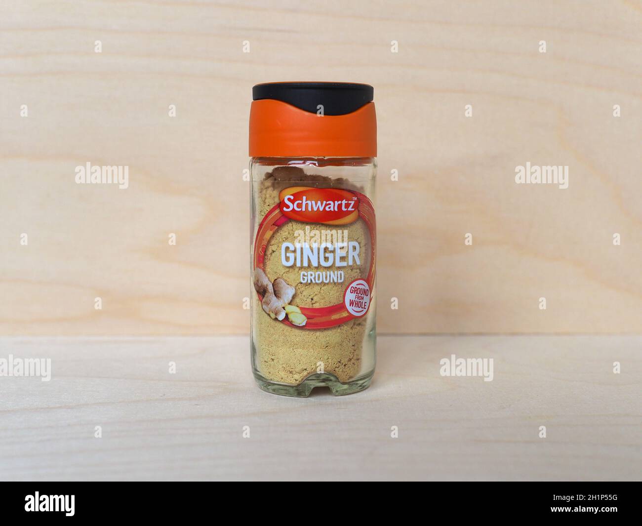 LONDON, UK - CIRCA DECEMBER 2020: Schwartz ginger ground Stock Photo - Alamy