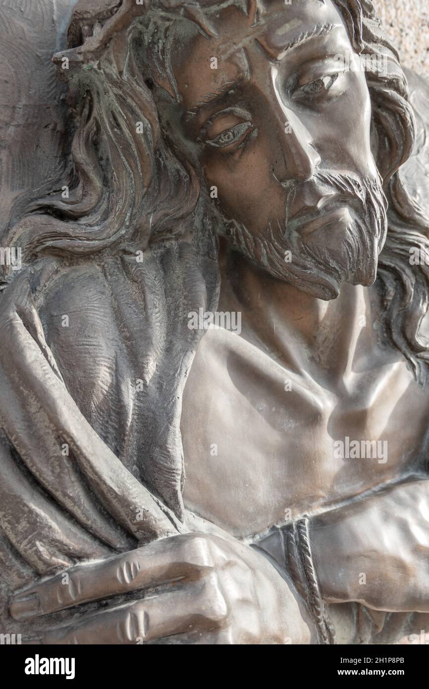 Portrait photo of Jesus Christ statue Stock Photo - Alamy