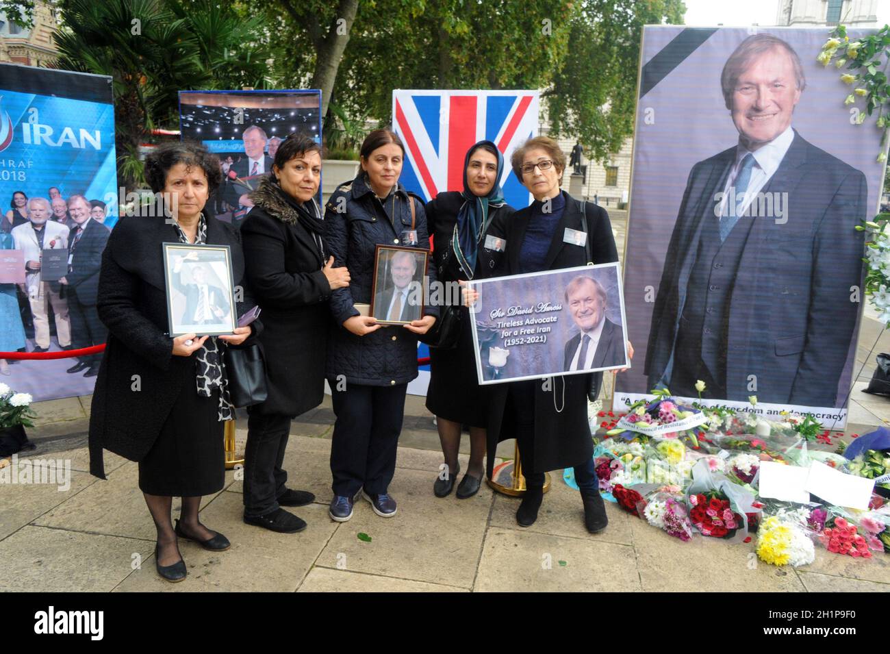 Mrs maryam rajavi hi-res stock photography and images - Alamy