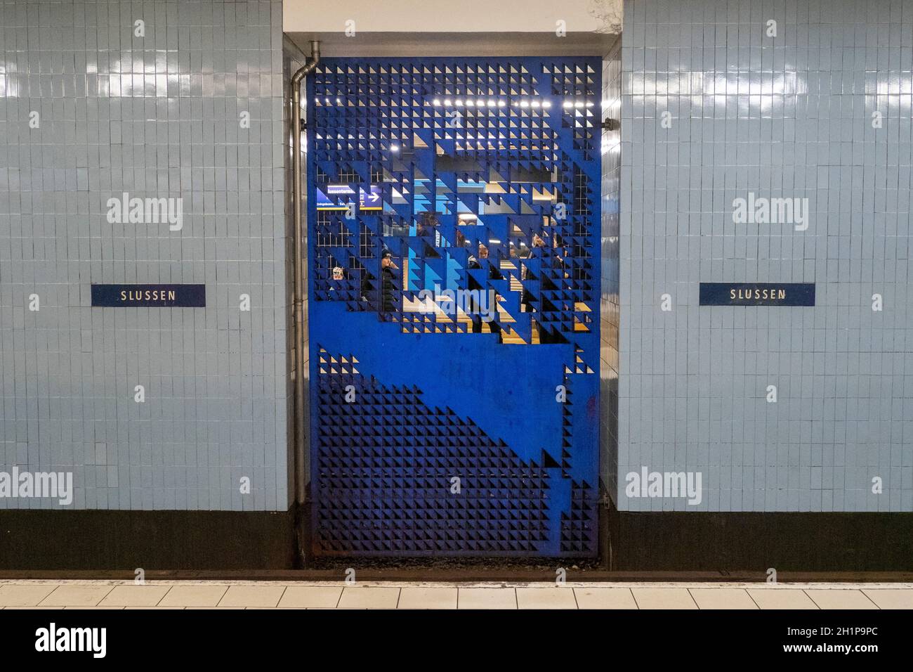 Art Design and Name of Tunnelbana Station Slussen - Stockholm Södermalm ...