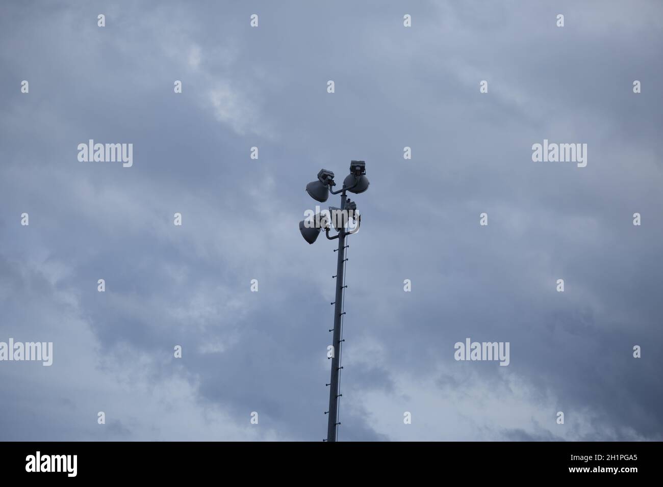 Dark dreary hi-res stock photography and images - Alamy
