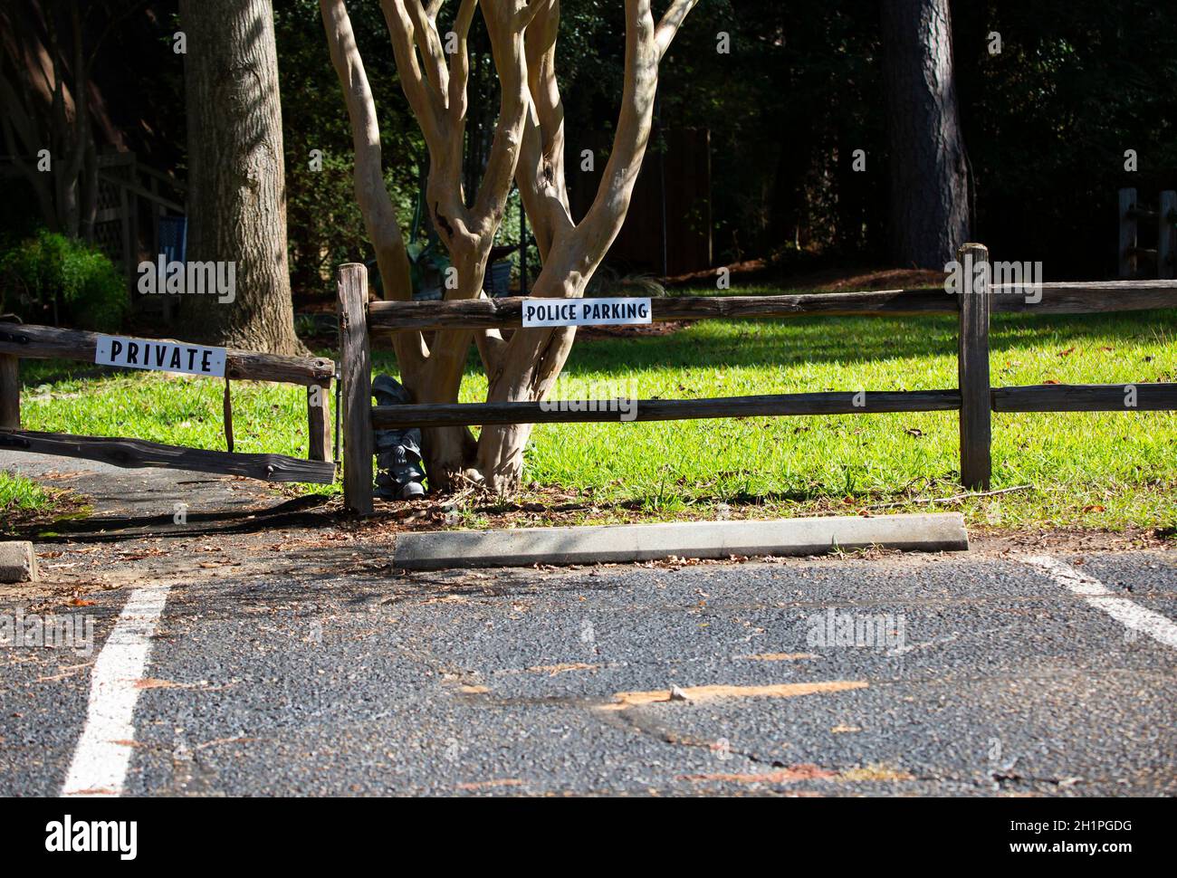 Police notice alert information hi-res stock photography and images - Alamy