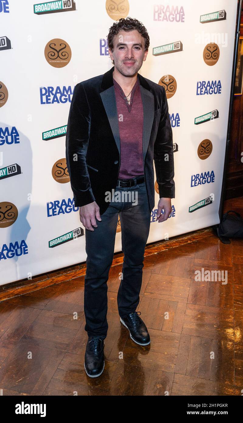New York, USA. 18th Oct, 2021. Jarrod Spector attends Drama League ...