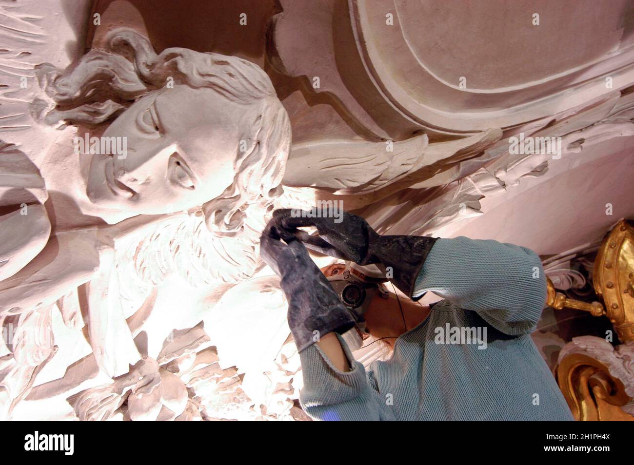 Fresco repair hi-res stock photography and images - Alamy