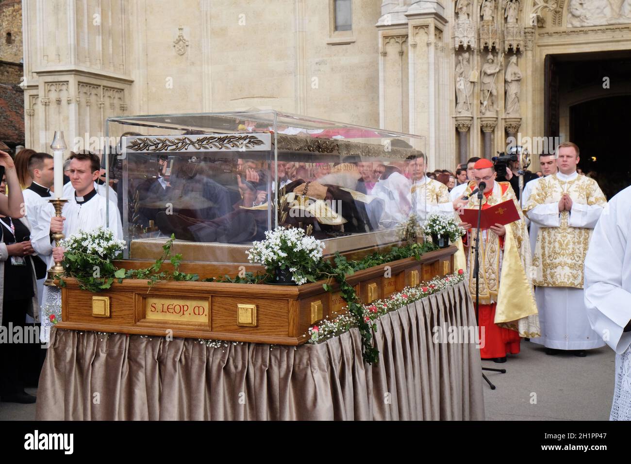 Arrival of the body of St. Leopold Mandic in Zagreb Cathedral, Croatia ...