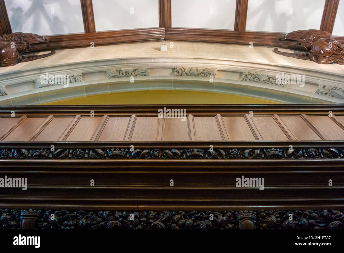 Royal courts of justice london interior hi-res stock photography and ...