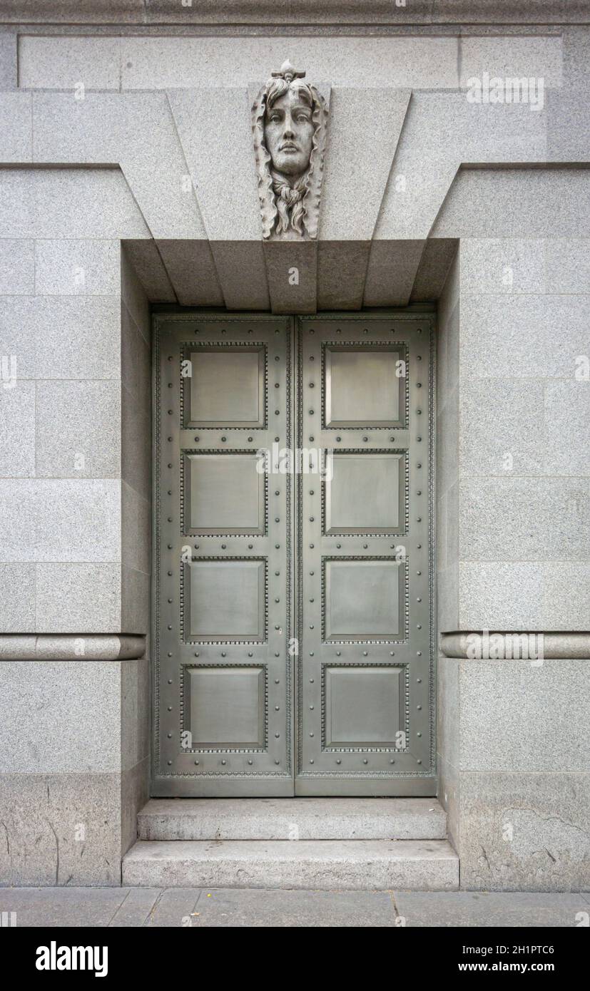 Ici building hi-res stock photography and images - Alamy