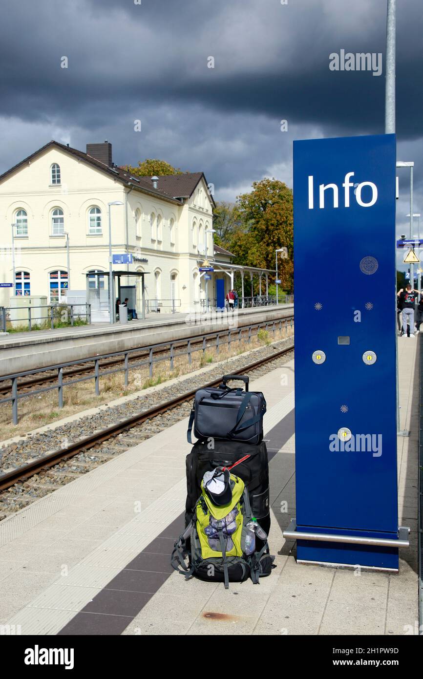 Eisenbahn koffer hi-res stock photography and images - Alamy