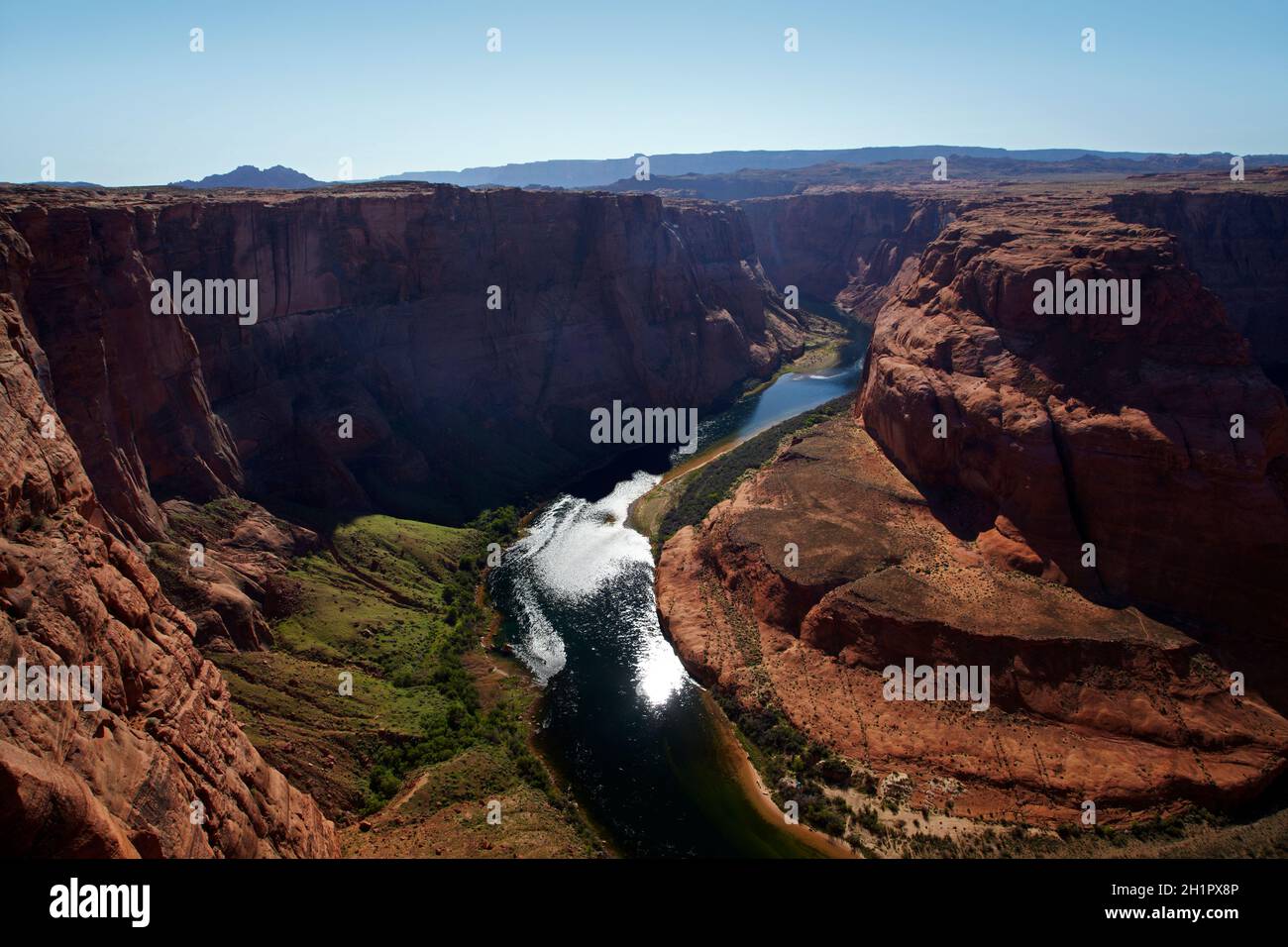 1000 ft drop to Colorado River at Horseshoe Bend, just outside Grand ...