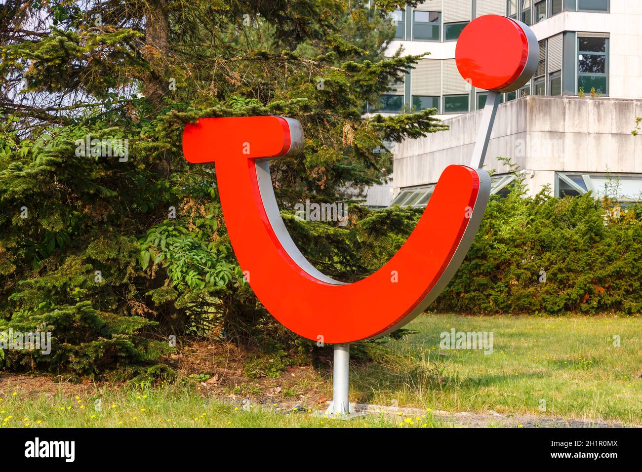 Tui logo hi-res stock photography and images - Alamy