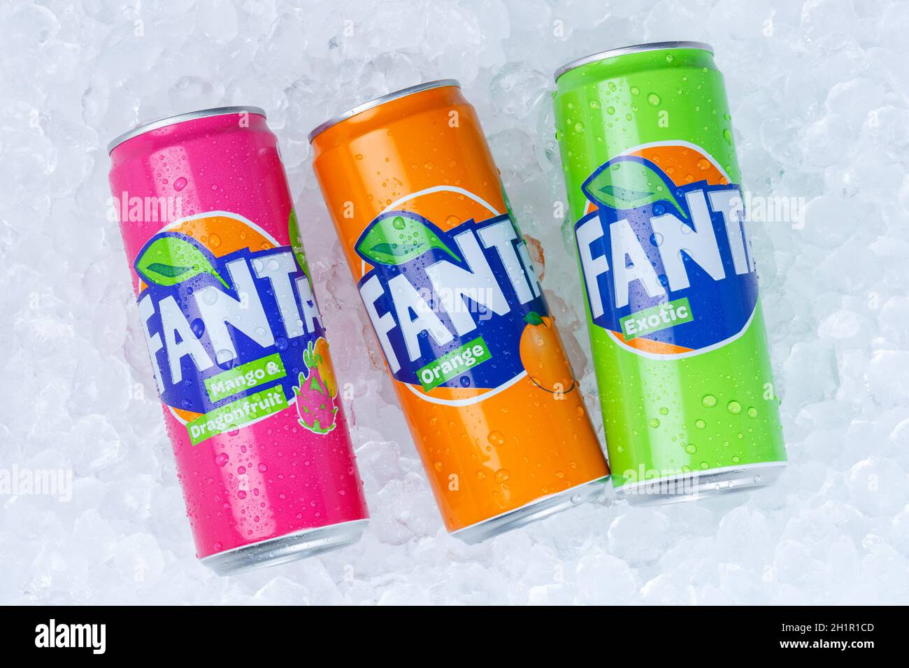 Fanta in cans hi-res stock photography and images - Alamy