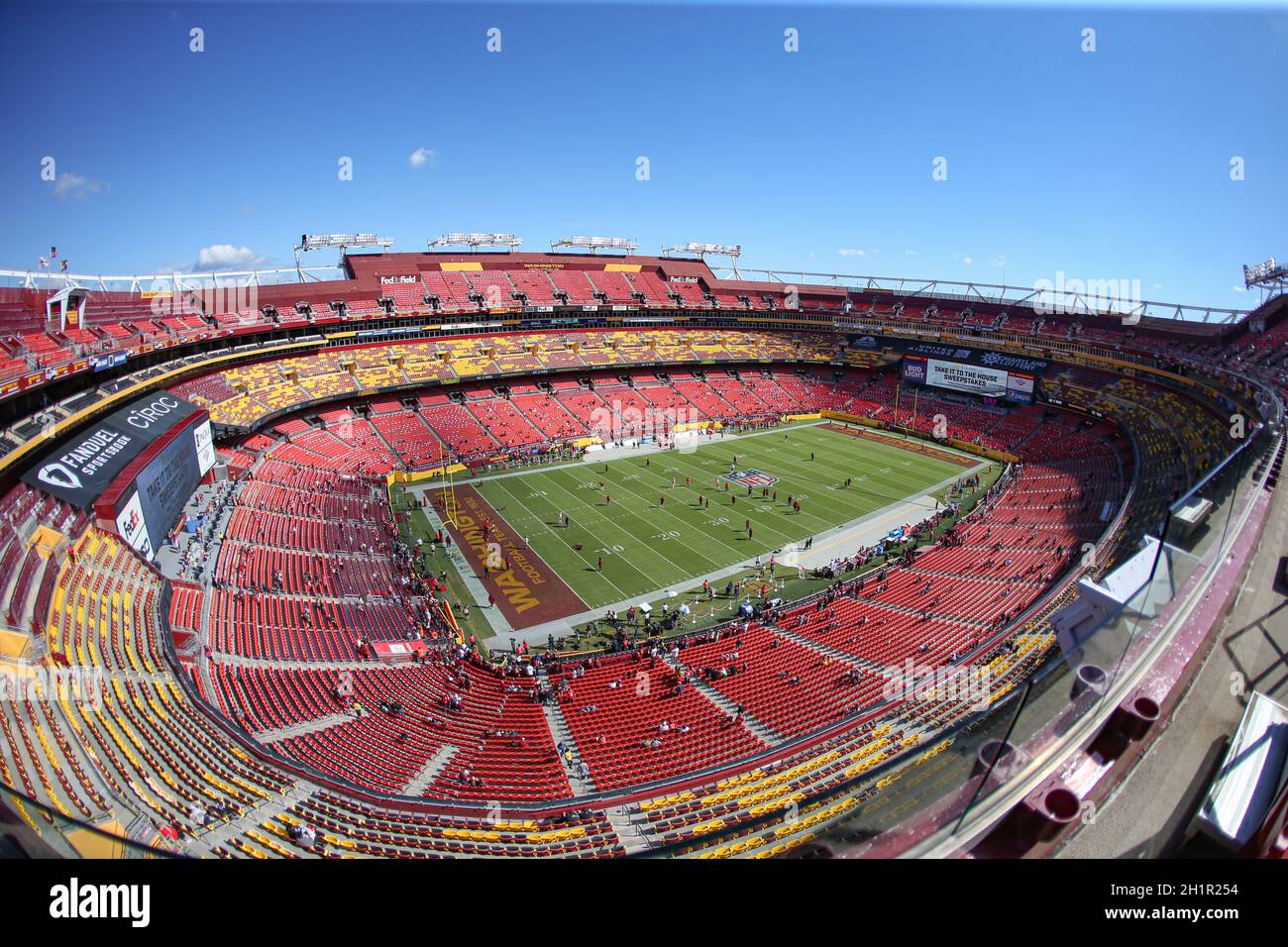 Fedex field general High Resolution Stock Photography and Images - Alamy