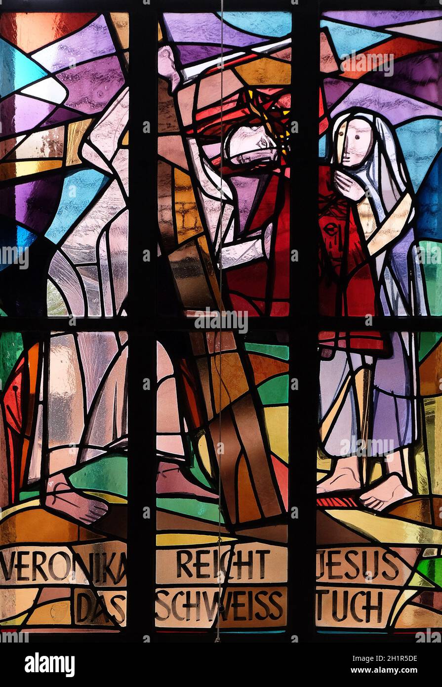 6th Stations of the Cross, Veronica wipes the face of Jesus, stained ...