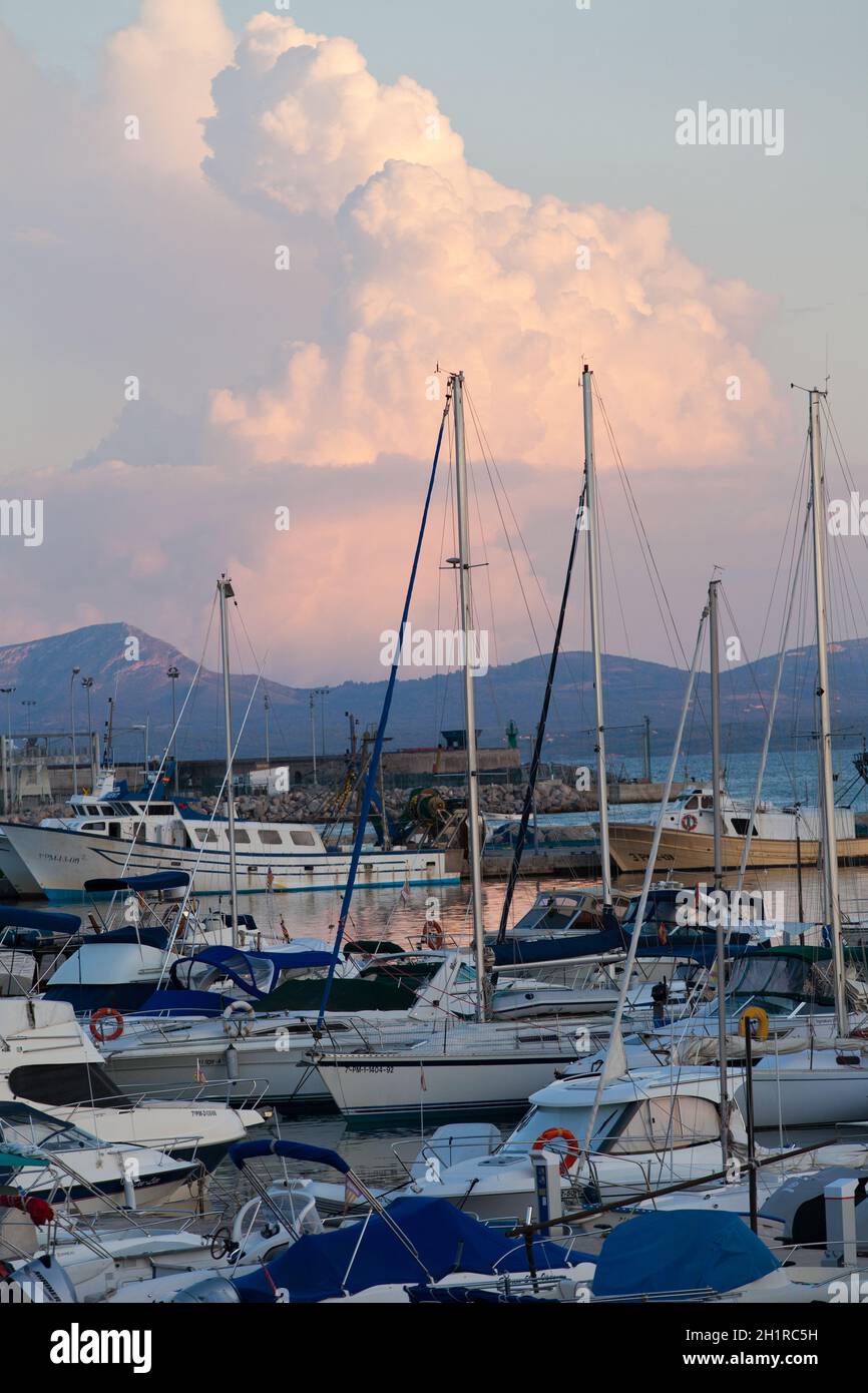 Boats at rest in the marina Stock Photo - Alamy