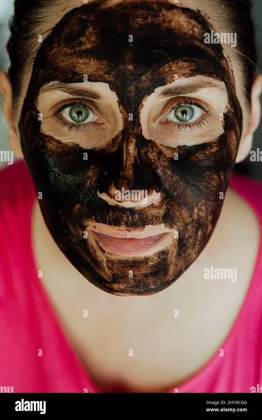 Chocolate mask hi-res stock photography and images - Alamy