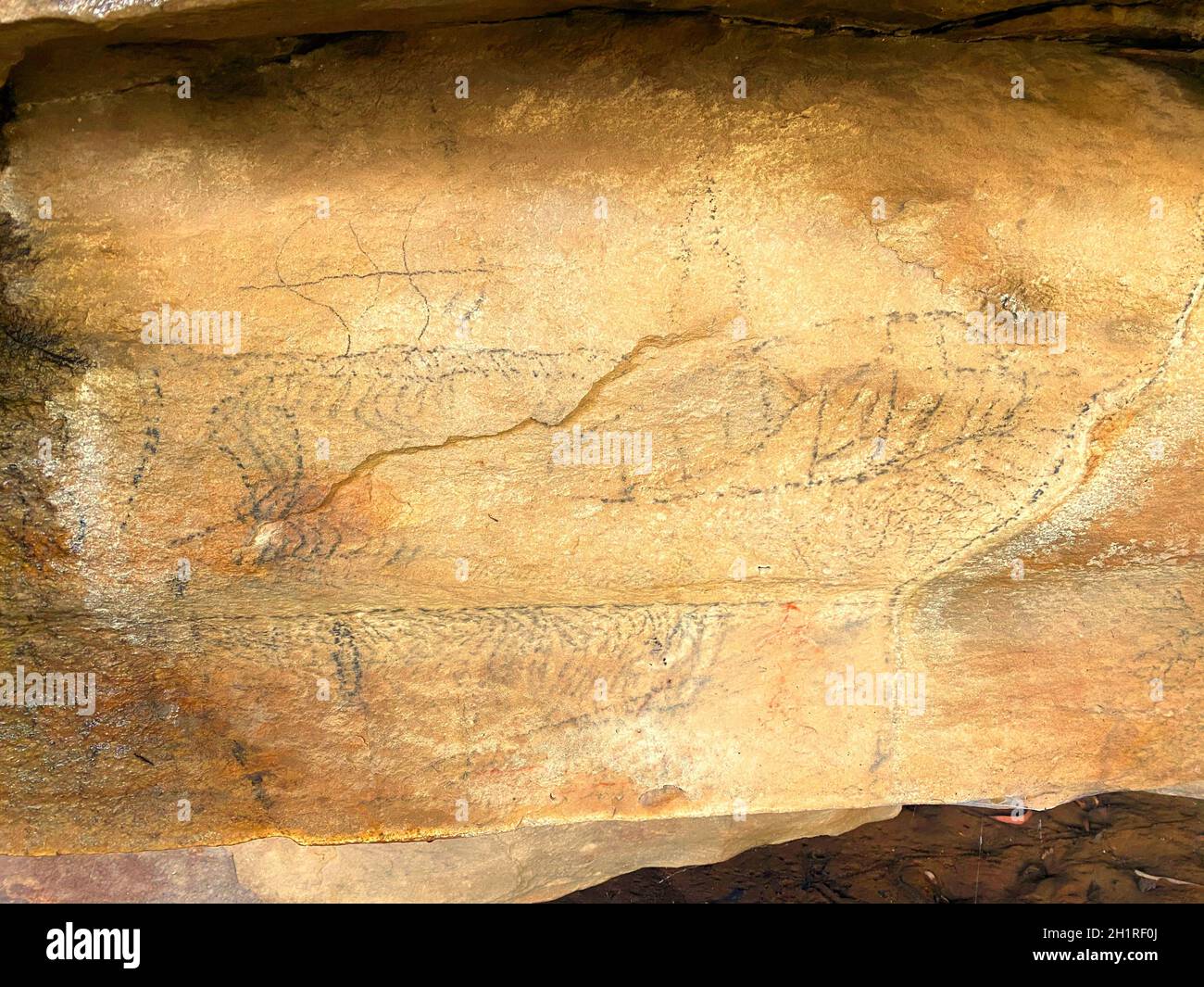 Kakadu aboriginal cave paintings hi-res stock photography and images - Alamy