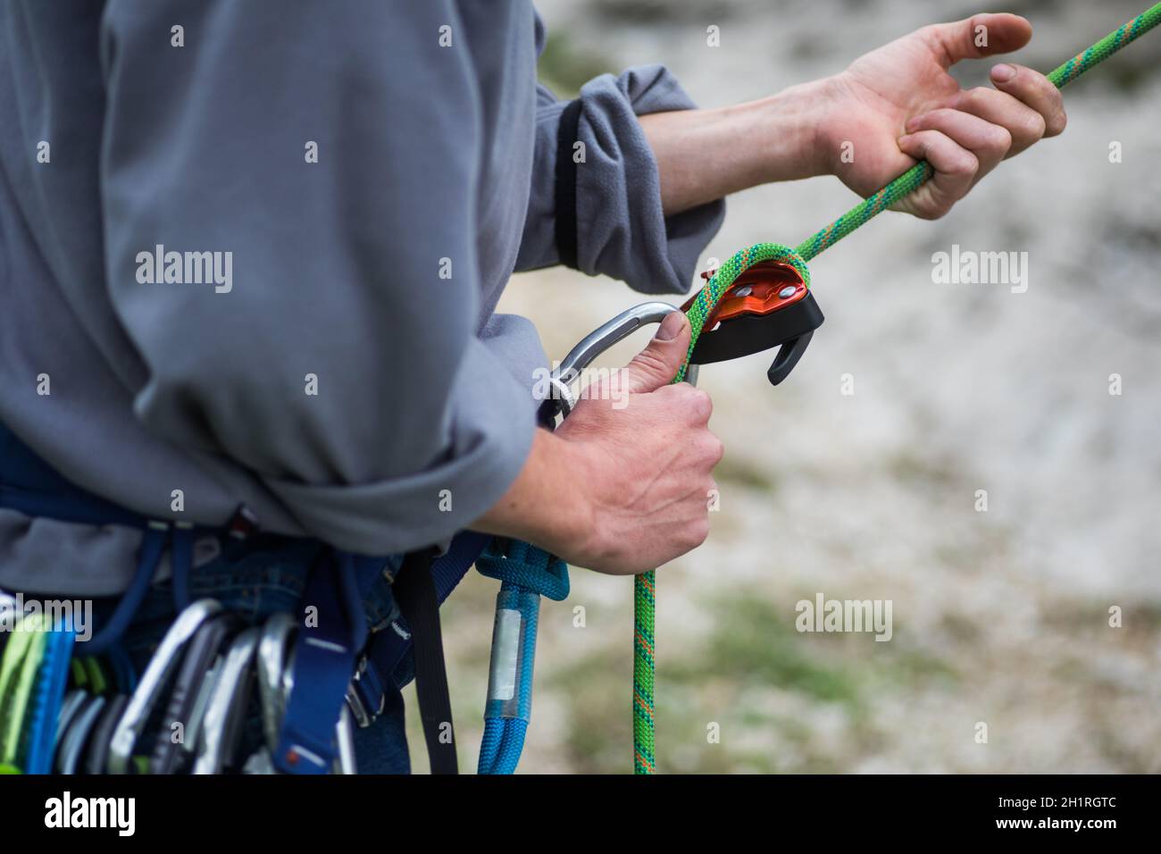 Rope descent system hi-res stock photography and images - Alamy