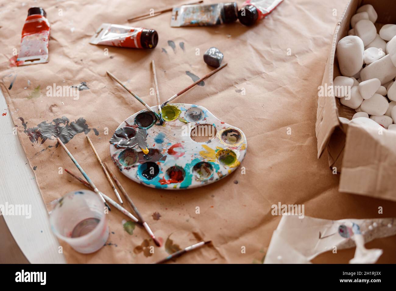 Creation process of watercolor painting in studio Stock Photo - Alamy