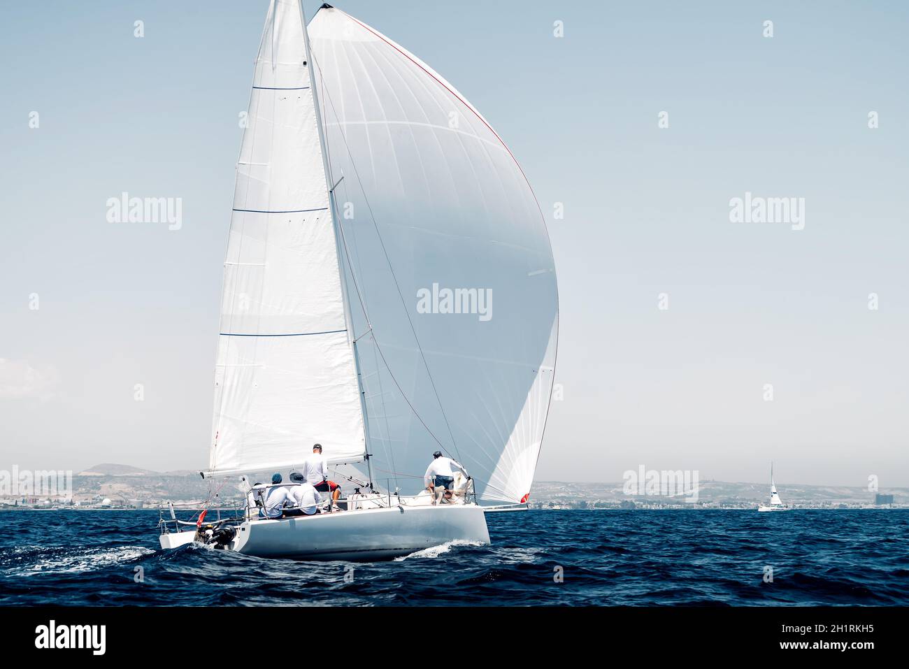 Rear of a sail boat hi-res stock photography and images - Alamy