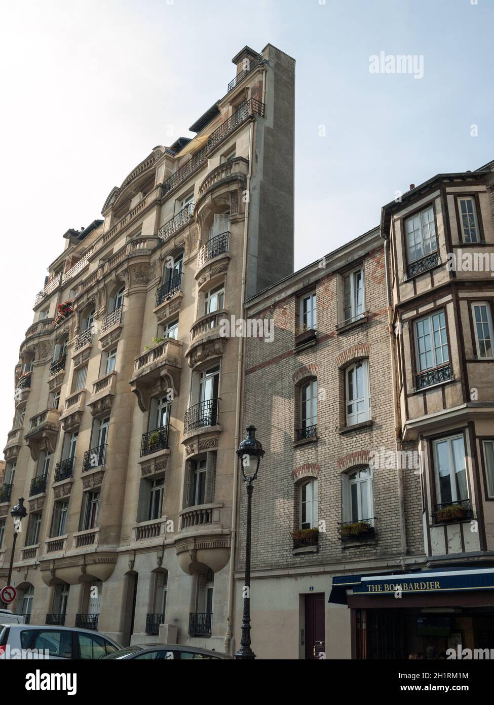 Facade of house at the Pantheon Square in Paris Stock Photo - Alamy
