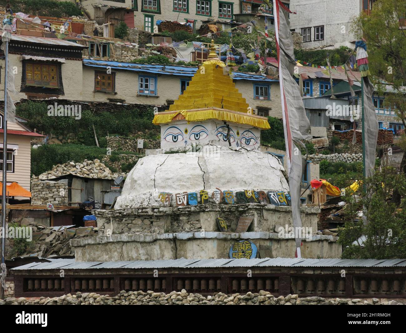 Buddhist stupa namche bazar hi-res stock photography and images - Alamy