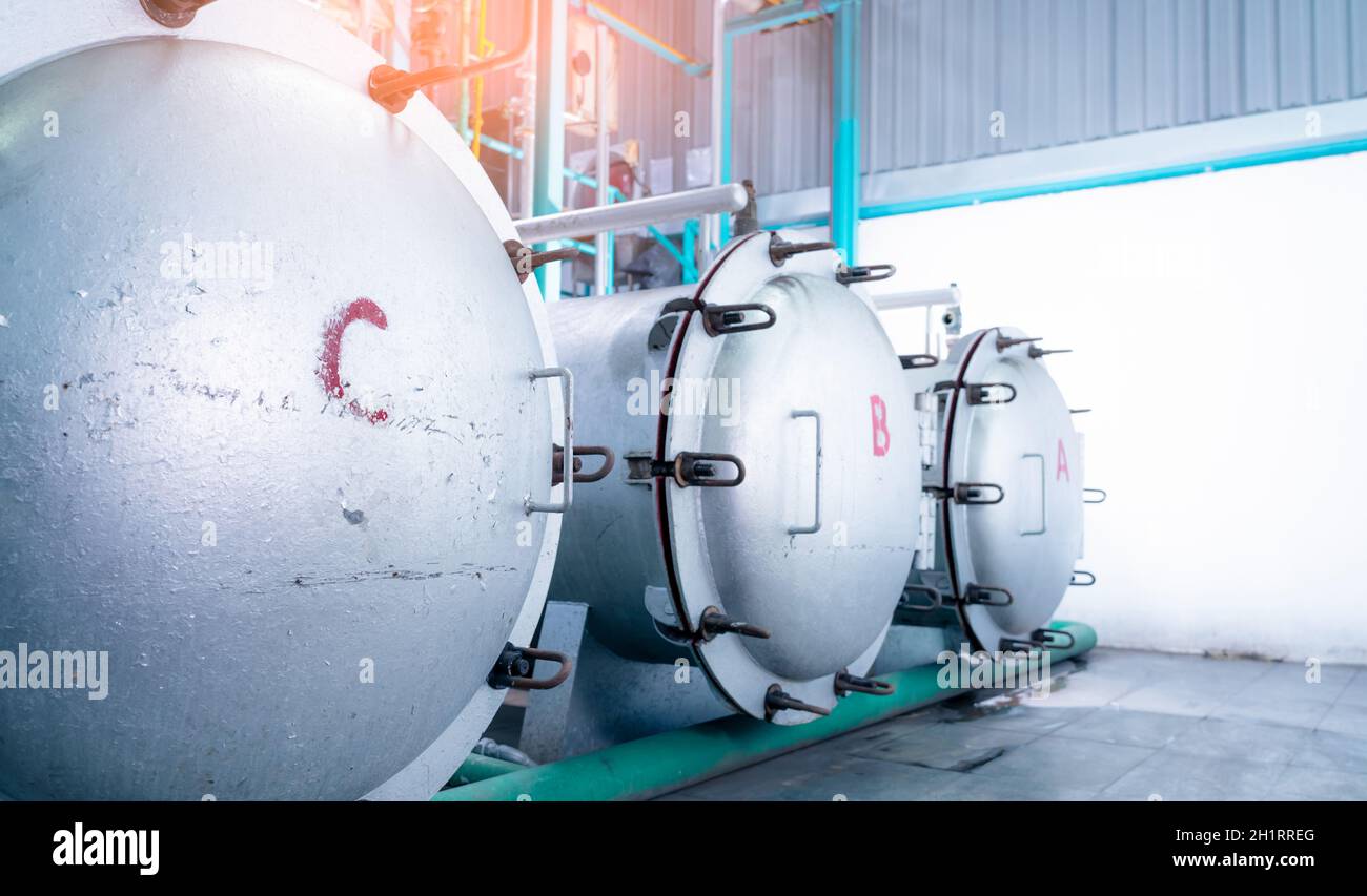 High pressure processing or high hydrostatic pressure machine for food ...