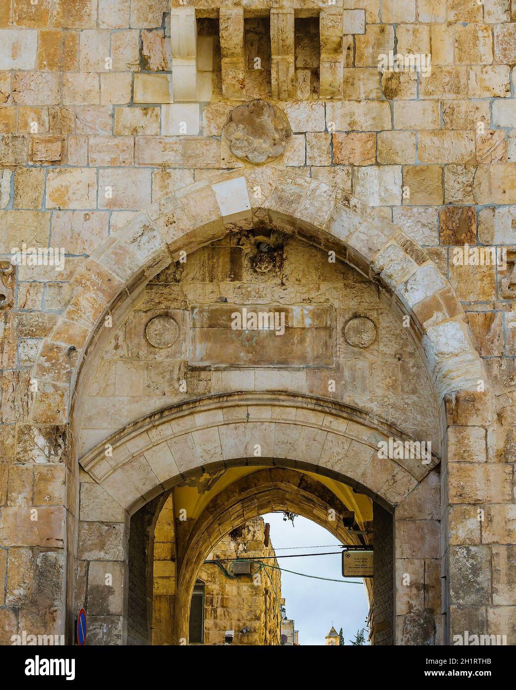 Front view ancient gate, old jerusalem city Stock Photo - Alamy
