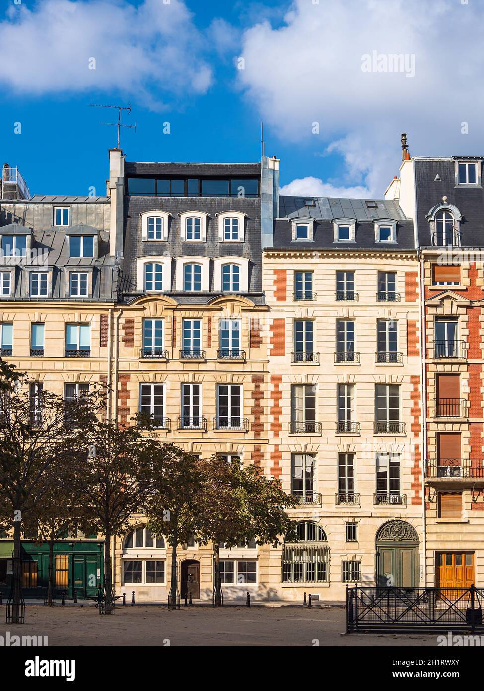 View to historical buildings in Paris, France Stock Photo - Alamy