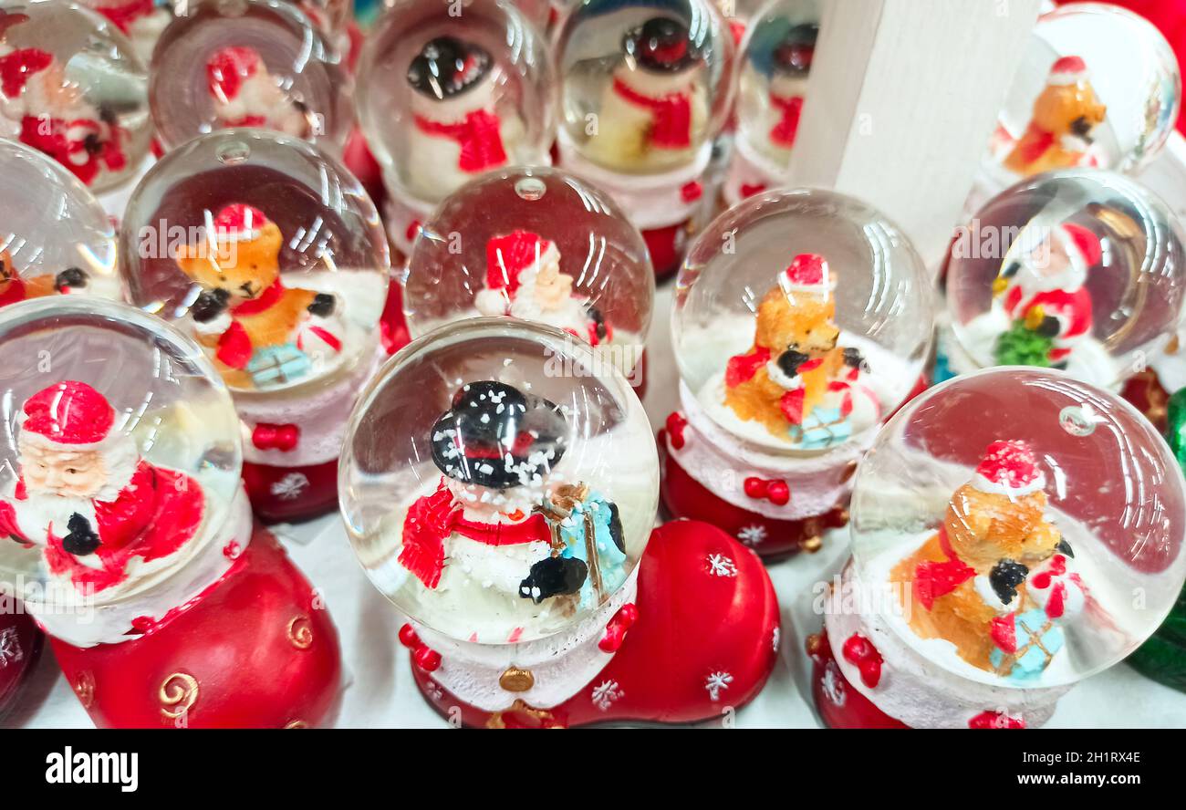 Christmas shop year round hi-res stock photography and images - Alamy