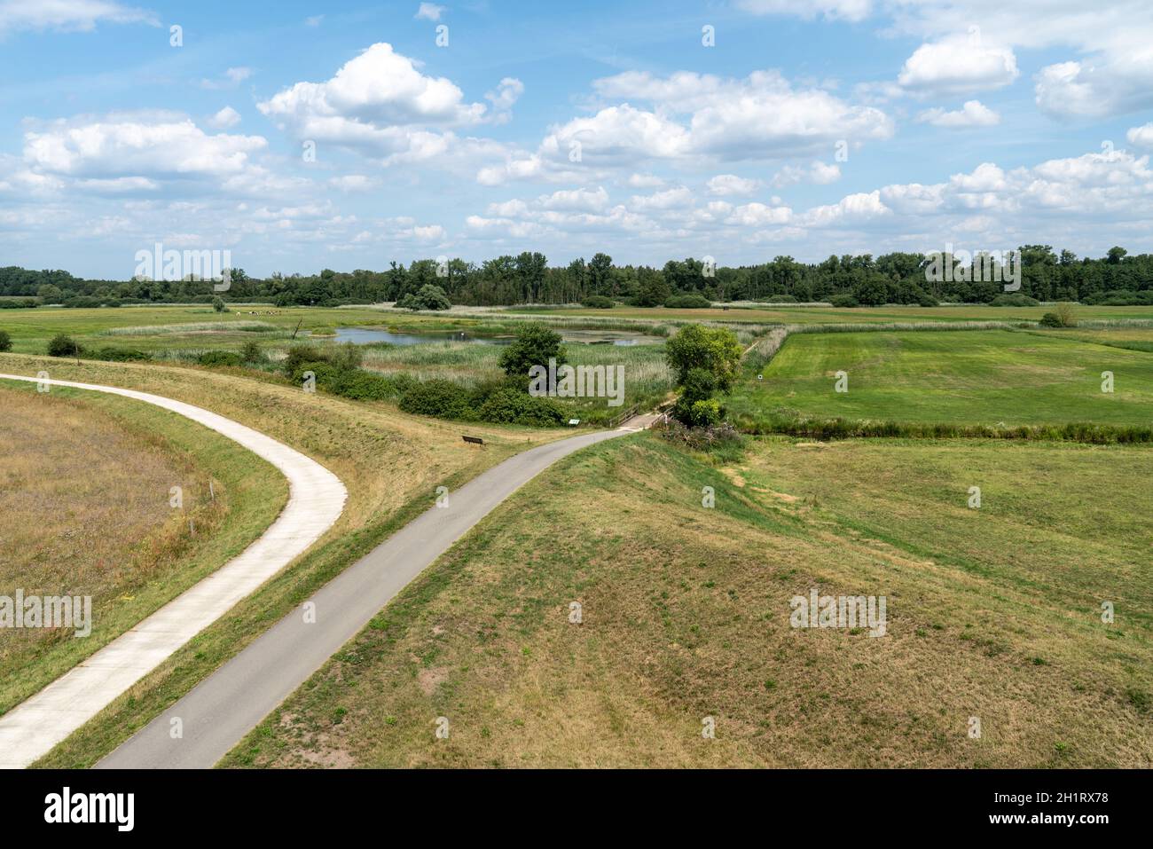 Feldwege hi-res stock photography and images - Alamy