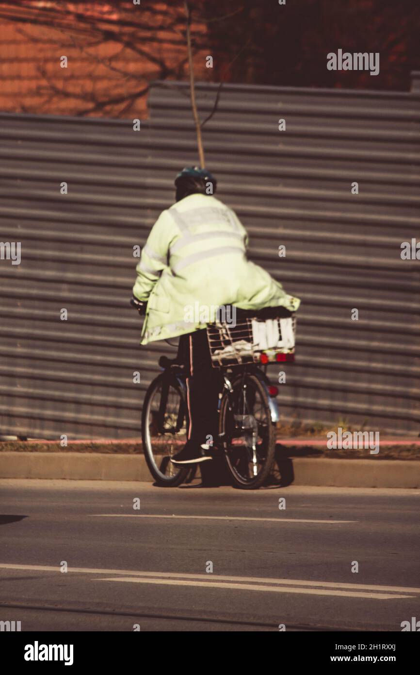 Road going downhill hi-res stock photography and images - Alamy