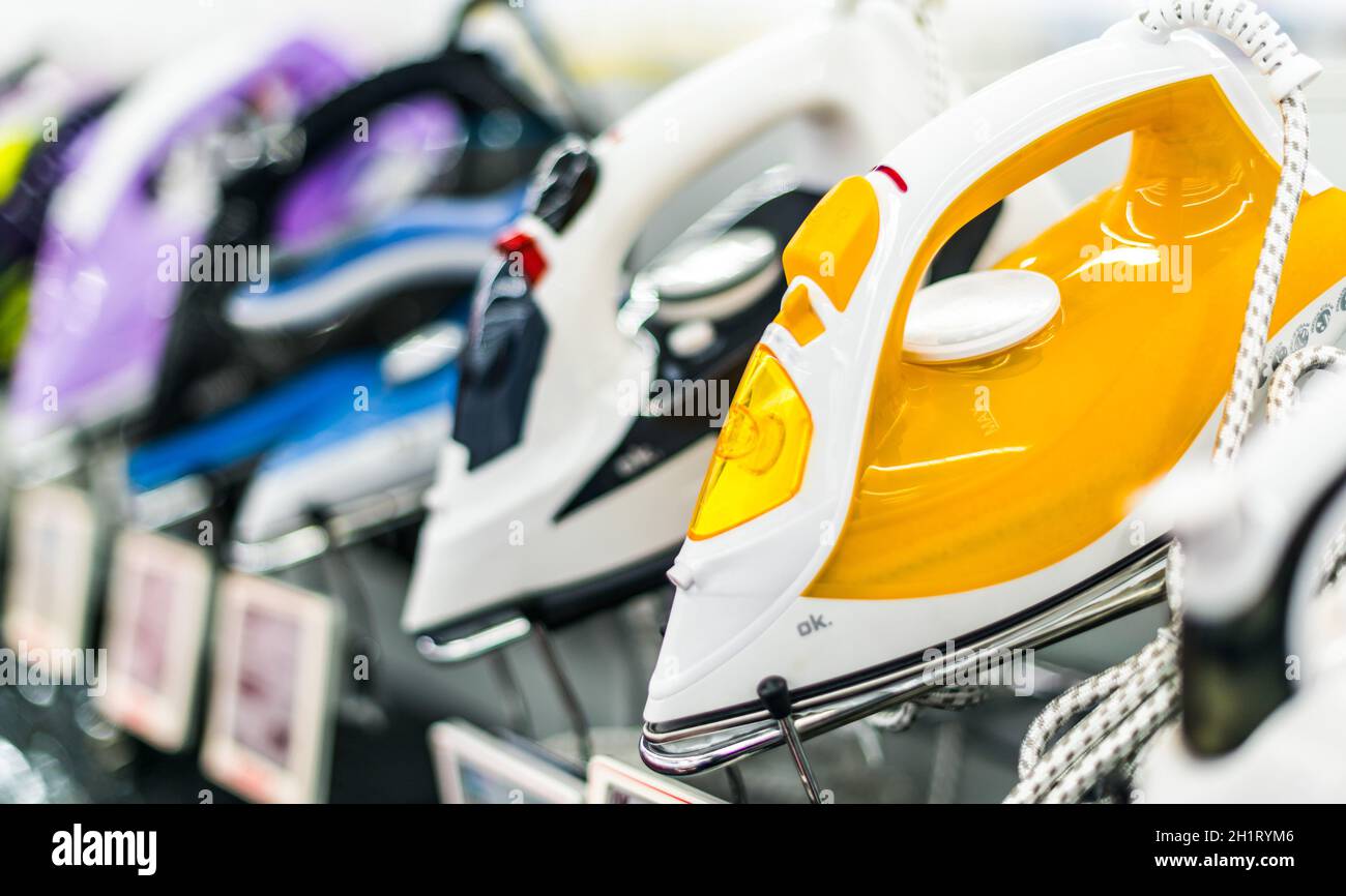 Steam irons hi-res stock photography and images - Alamy