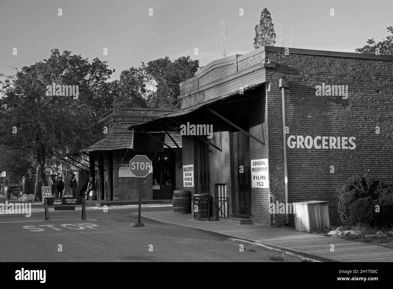 Black and white. Columbia Mercantile Building built 1855, on right, and ...