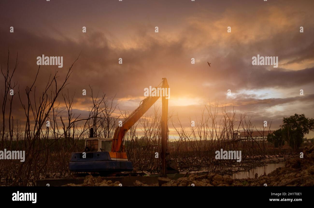 Hydraulic Excavator Dredging High Resolution Stock Photography and Images - Alamy