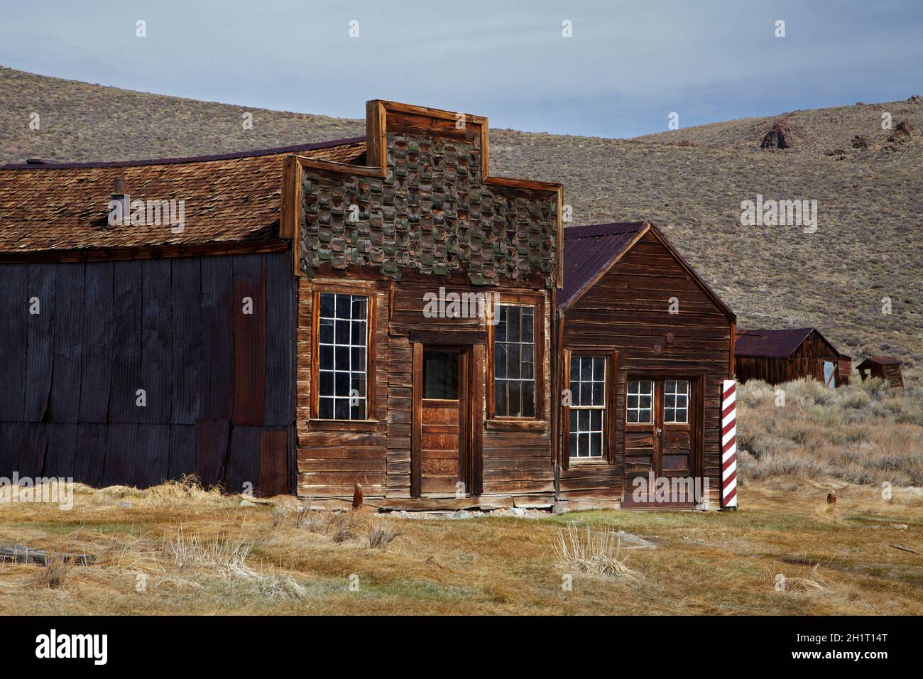 Sam leon bar hi-res stock photography and images - Alamy