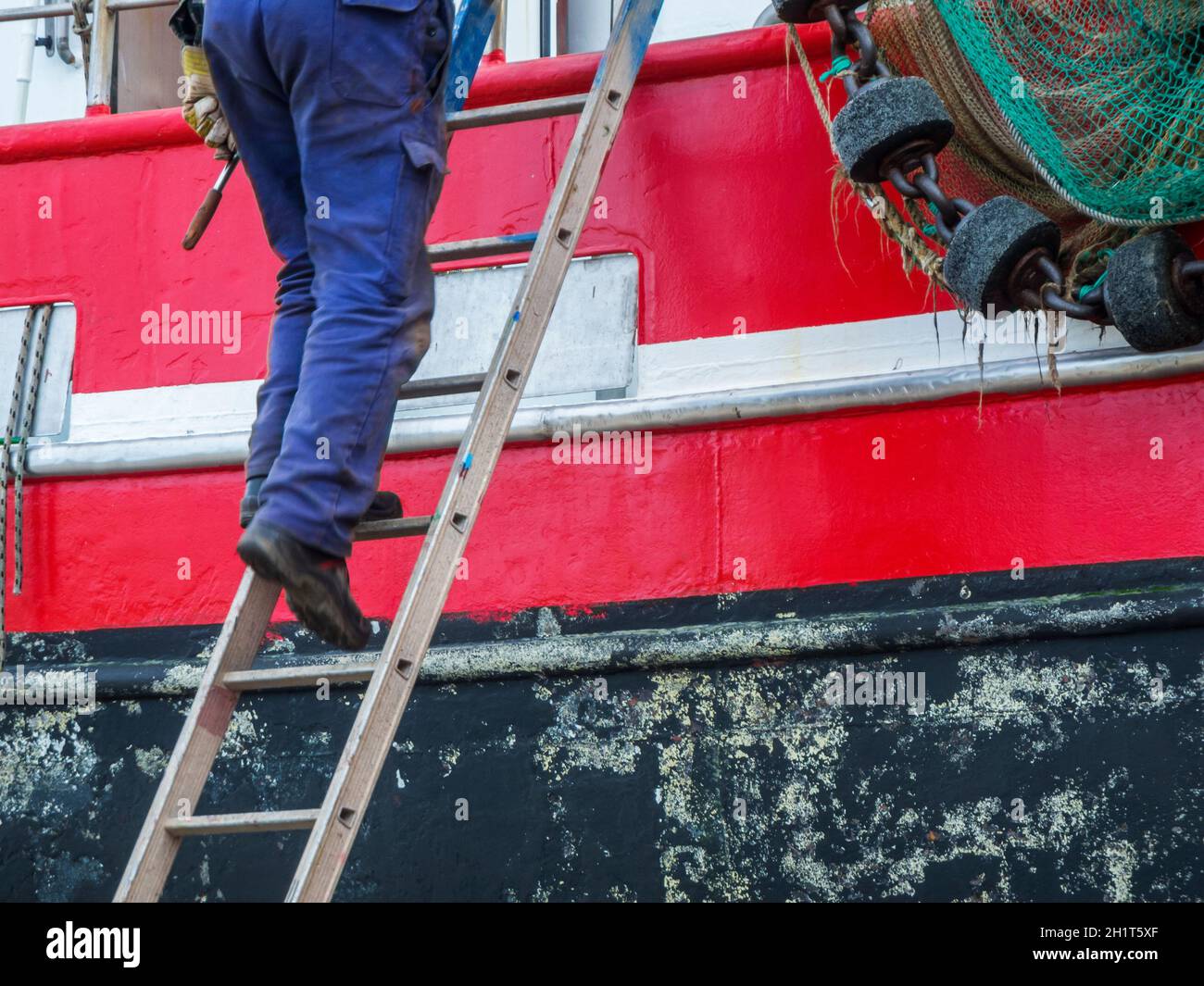 Metal ships hi-res stock photography and images - Alamy