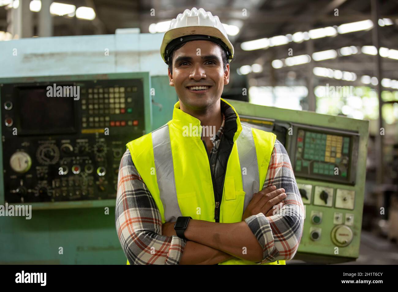 Factory worker safety hi-res stock photography and images - Alamy